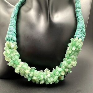 Hand Crafted | Jewelry | Bohemian Green Beaded Stone Chip Cluster Rope ...